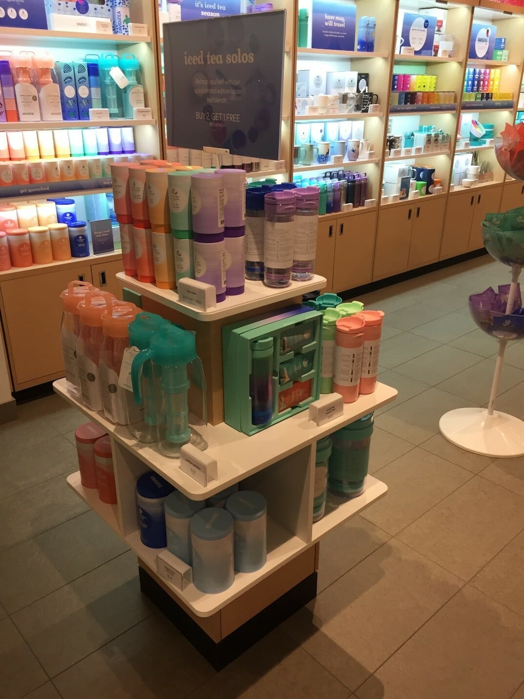 5 Elements of Store Fixture that can Impact Visual Merchandising - DNS ...